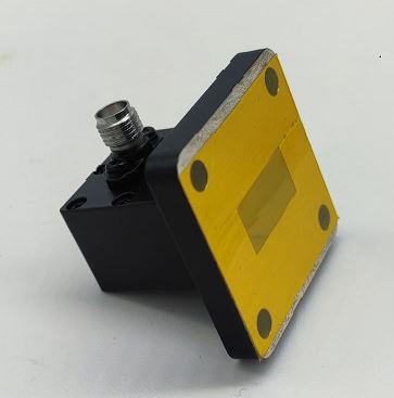 Transition Guide SMA angle droit WR90